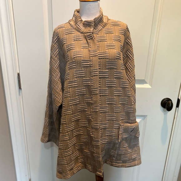 MarlaWynne | Tops | Marla Wynne Tan Jacket Textured Woven Design Xl ...